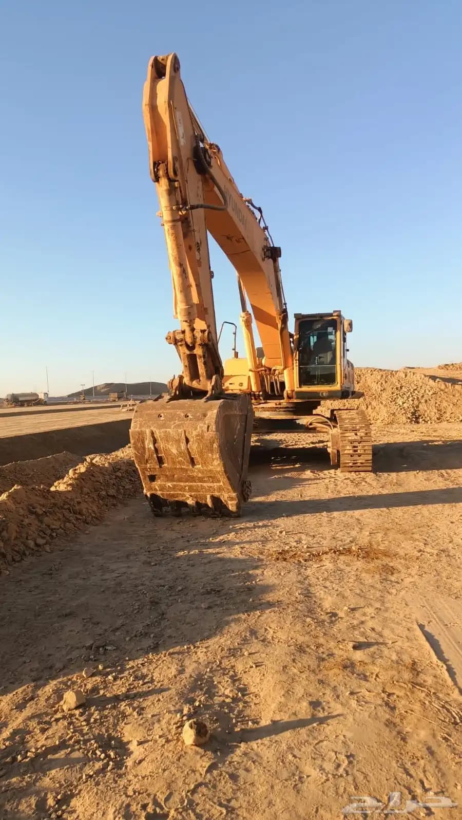 Poclain for Sell in Tabuk, Hyundai Poclain, Size 520, Cummins Engine ...